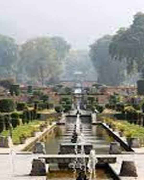 10 THINGS TO DO IN DHARA