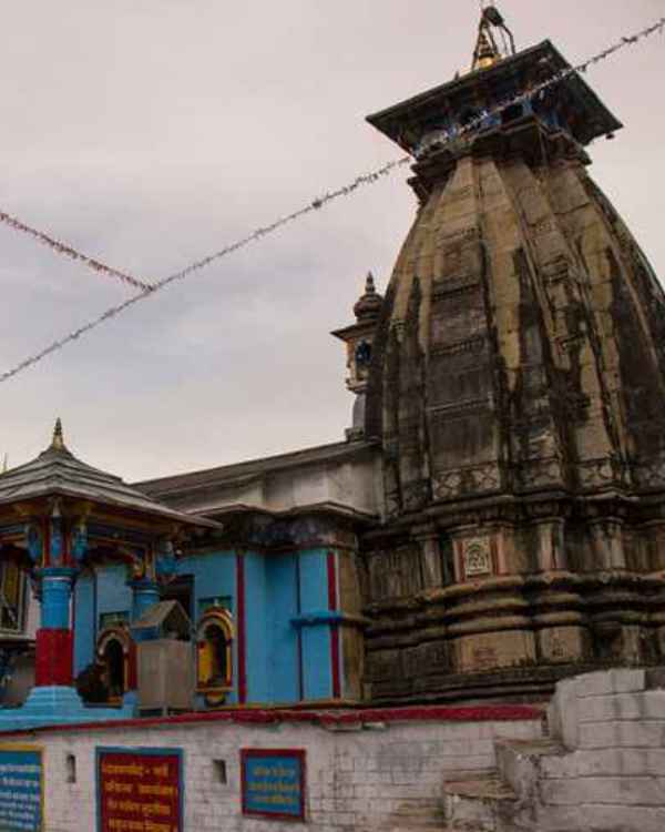 10 THINGS TO DO IN SARI - Travel & Explore